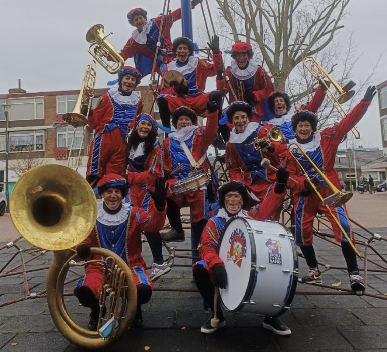 Pietenband - MACentertainment