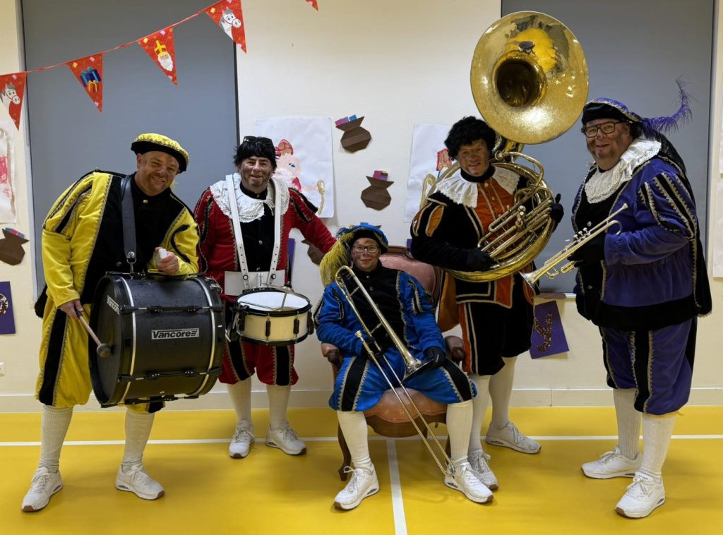 Pietenband - MACentertainment